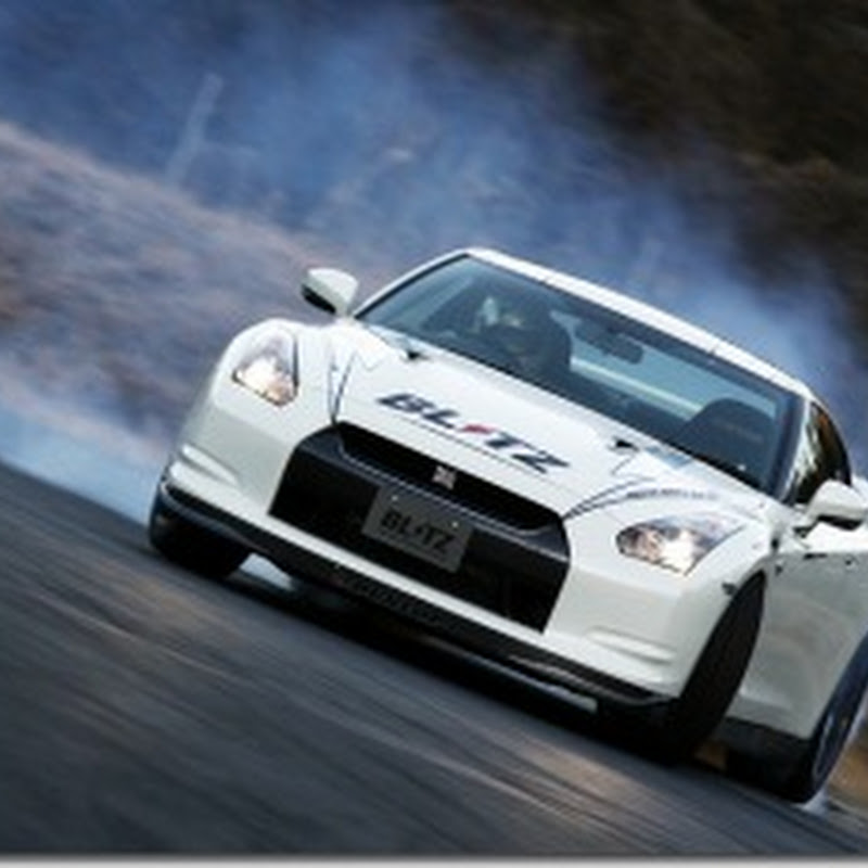Blitz R35 GT-R Drifting - Nissan Skyline GT-R s in the USA